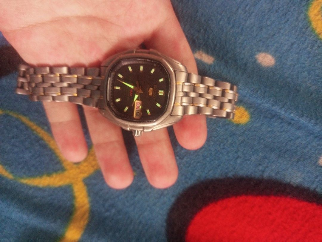 Seiko 5 Titanium, Men's Fashion, Watches & Accessories, Watches on Carousell