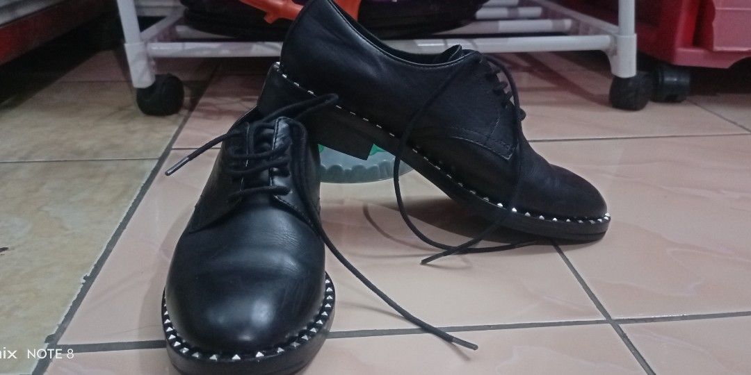 Sepatu ASH original kulit, Fesyen Wanita, Sepatu di Carousell