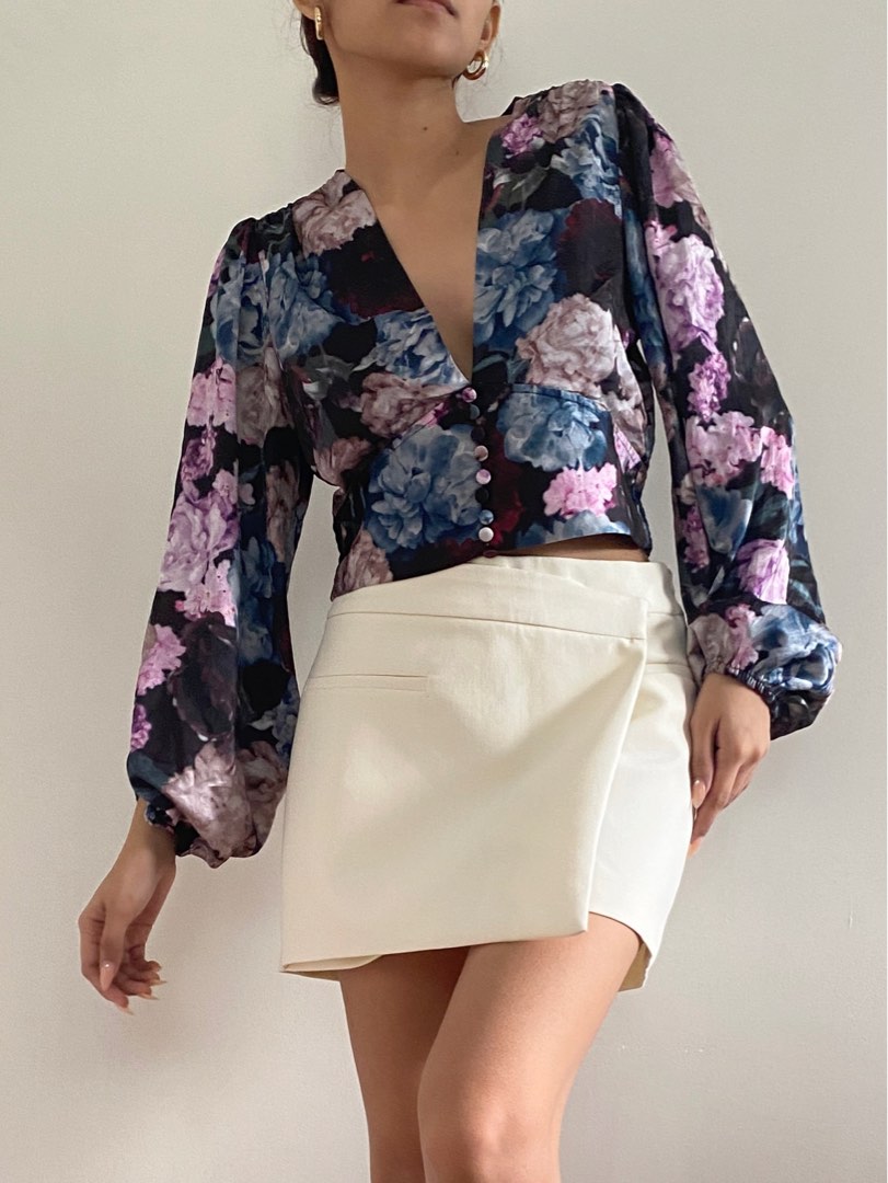 Sheike Top, Women's Fashion, Tops, Longsleeves on Carousell