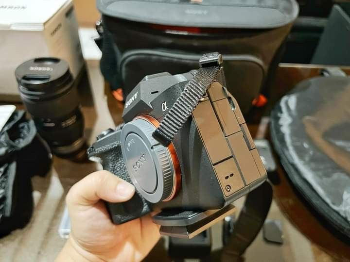 Sony A71V (Almost New) + Lens (Worth 50K), Photography, Cameras on ...