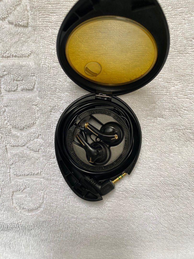 Sony mdr-e565, 音響器材, 可攜式音響設備 - Carousell