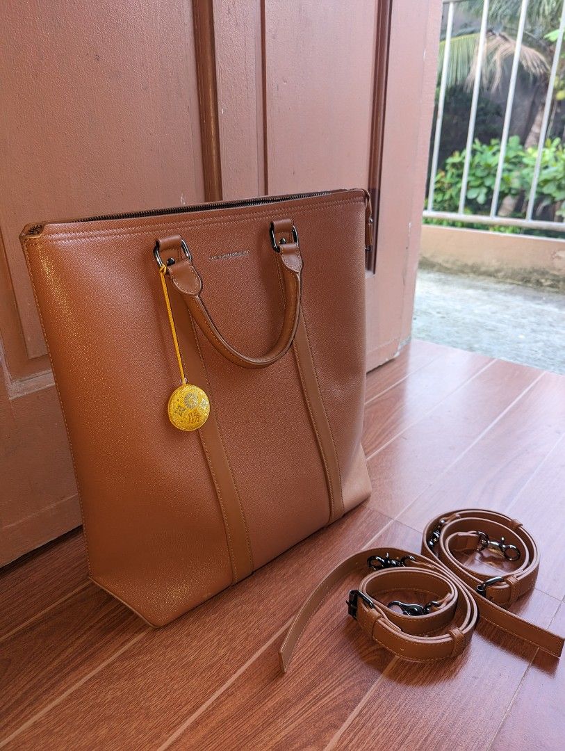 Straightforward Big Bag (Laptop bag), Women's Fashion, Bags & Wallets ...