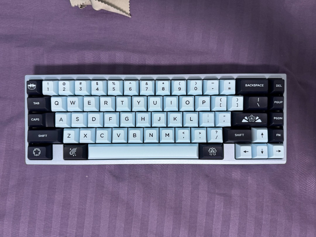 Suisei R1 by Kibou Built with KAT Comet Keycaps Keyboard, Computers ...