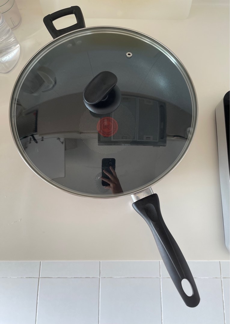 Tefal wok pan 32cm with lid, Furniture & Home Living, Kitchenware & Tableware, Cookware ...