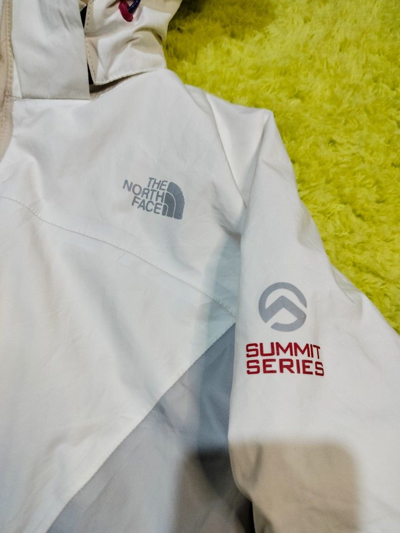 The North Face Summit Series, Women's Fashion, Coats, Jackets and ...