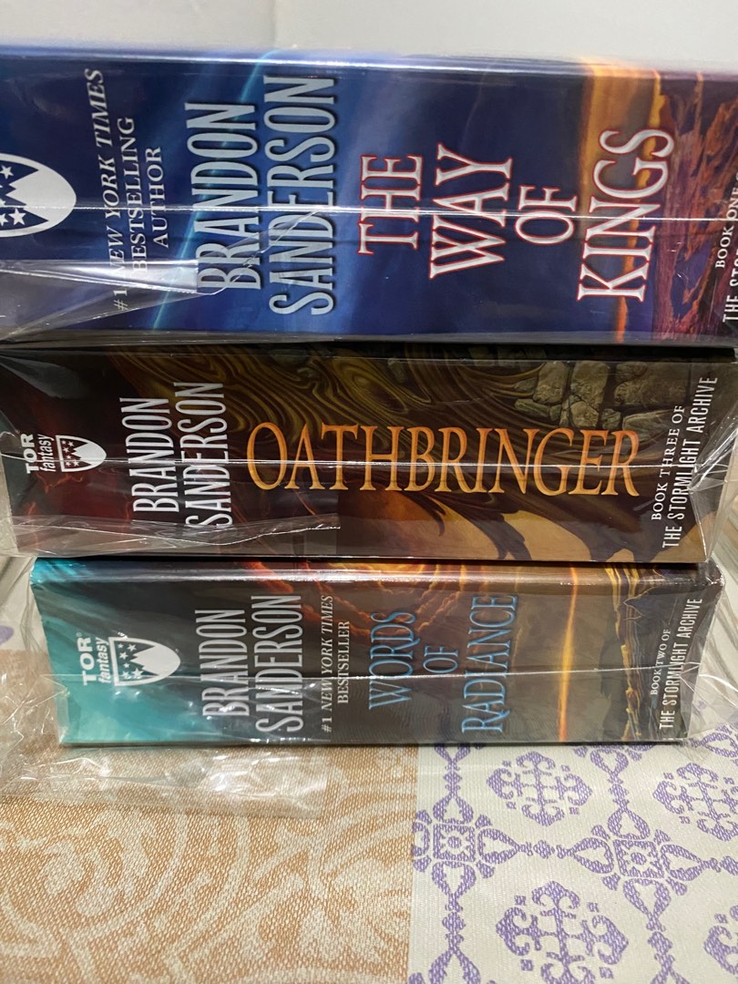 The way of kings book, Hobbies & Toys, Books & Magazines, Fiction & Non ...