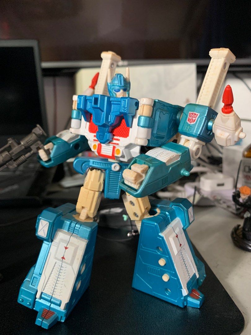 Transformers ultra Magnus diecast Titanium, Hobbies & Toys, Toys ...