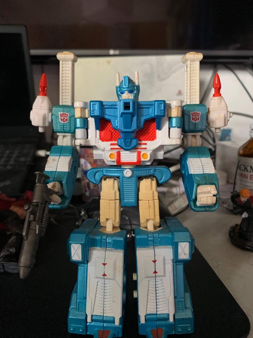 Transformers ultra Magnus diecast Titanium, Hobbies & Toys, Toys ...