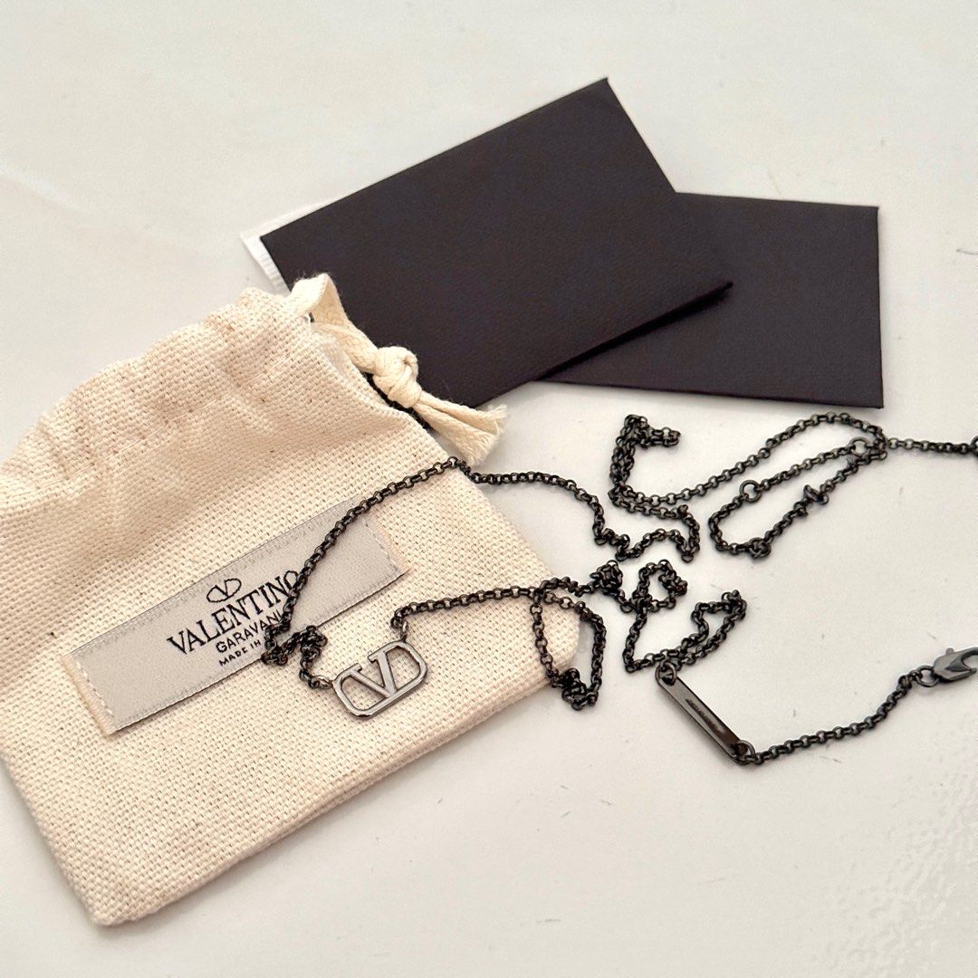 Valentino Signature Necklace, Luxury, Accessories on Carousell