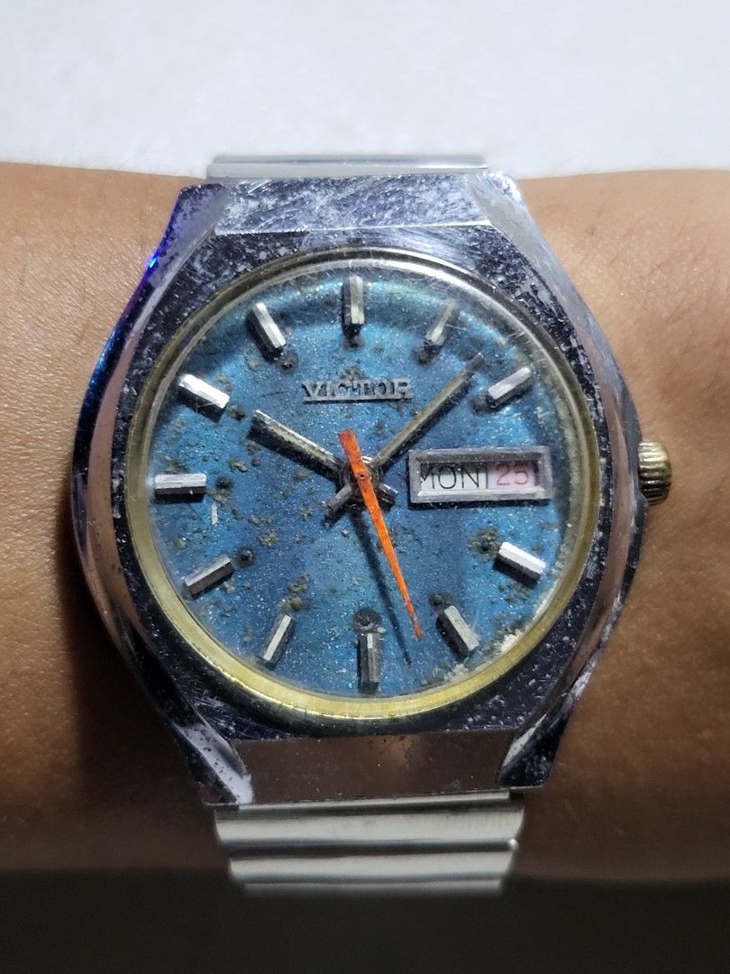 Victor Swiss Manual Wind Watch Blue Dial, Men's Fashion, Watches ...