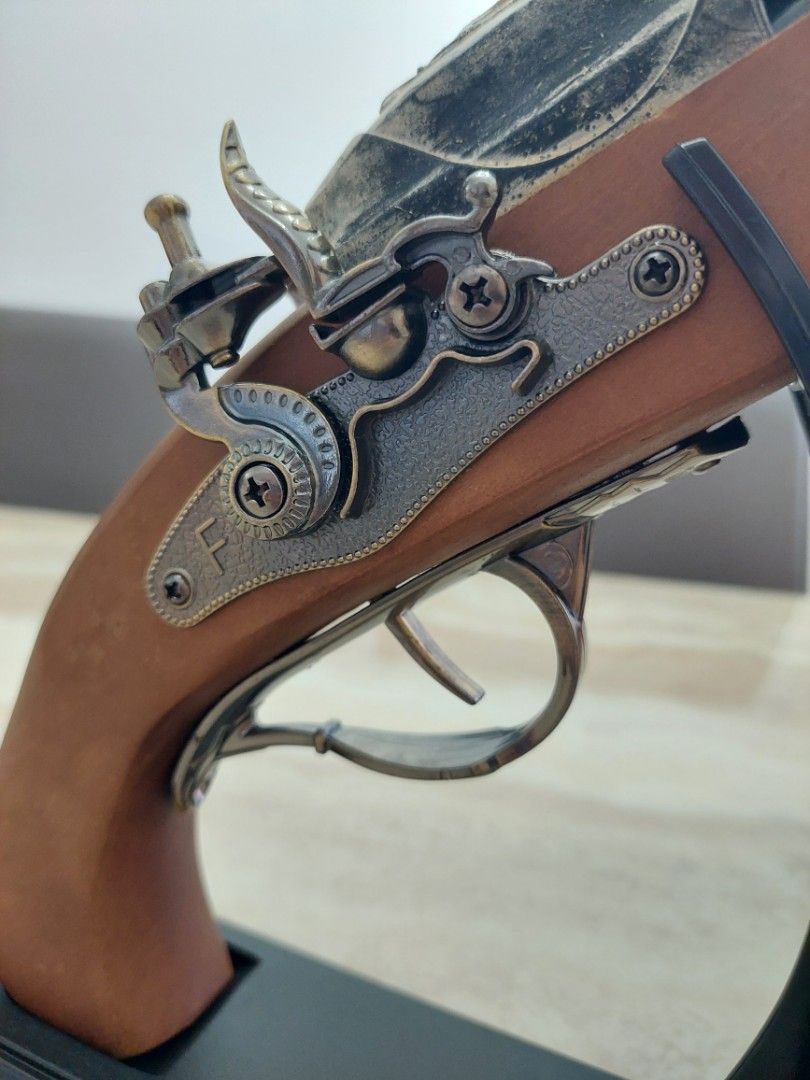 Vintage Steampunk Shotgun Display figurine figure toy brick antique ...