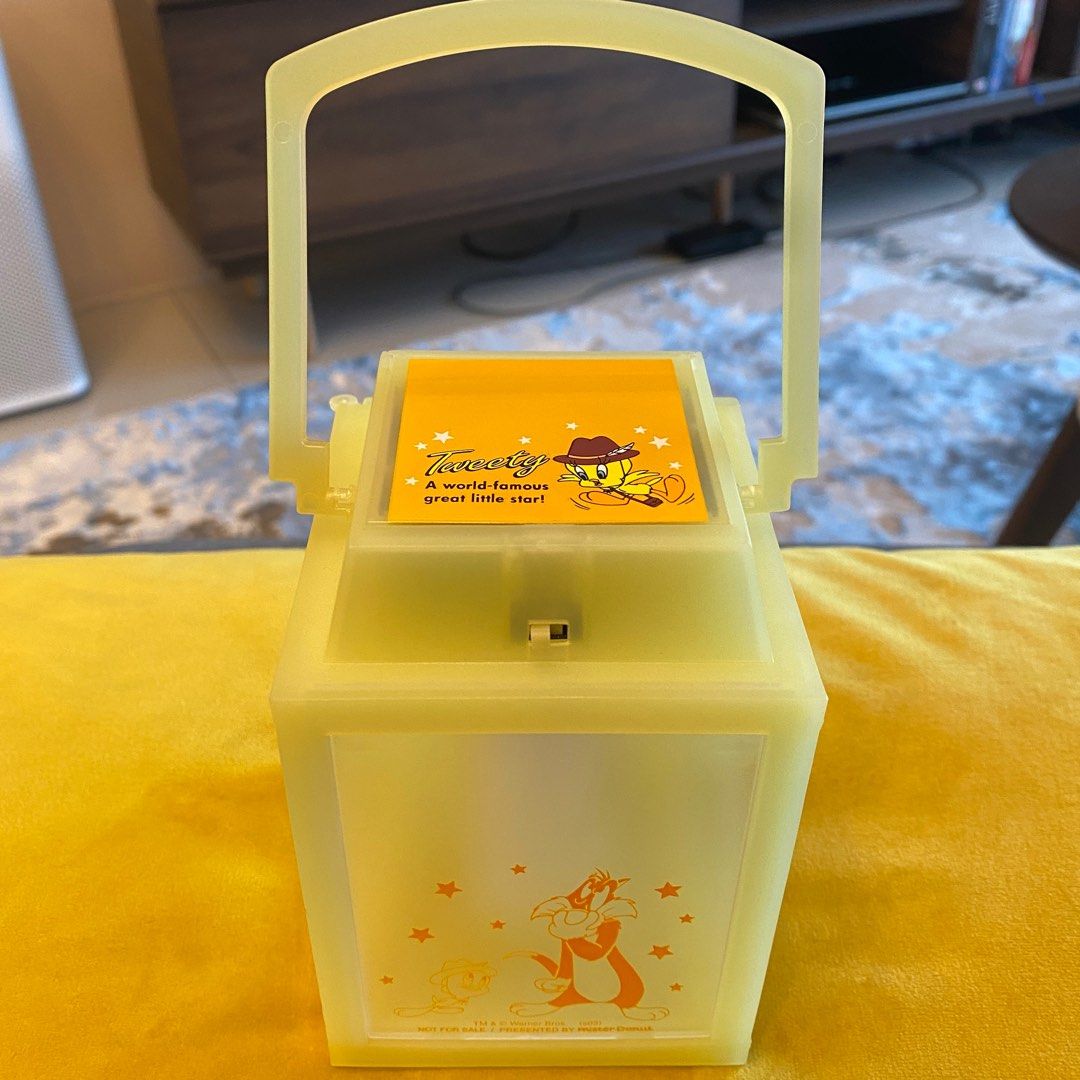 Looney Tunes Tweety Night Light Lantern, Babies & Kids, Baby Nursery ...
