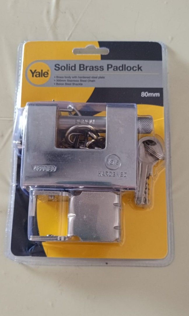Yale Brass Padlock with Bracket Pad Lock, Furniture & Home Living ...