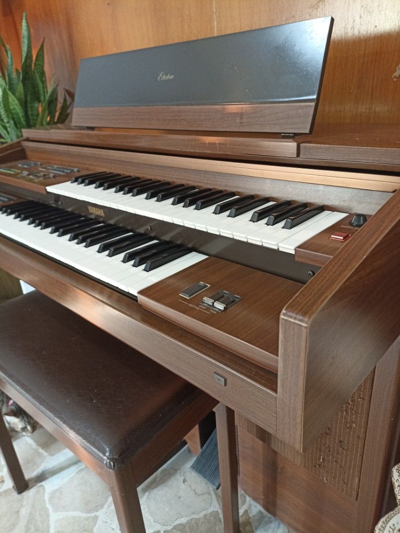 Yamaha Organ Piano, Hobbies & Toys, Music & Media, Musical Instruments ...
