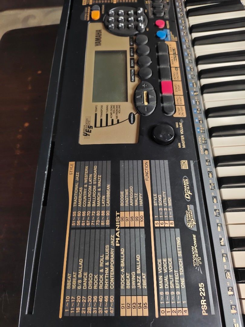 Yamaha PSR 225 Keyboard, Hobbies & Toys, Music & Media, Musical ...