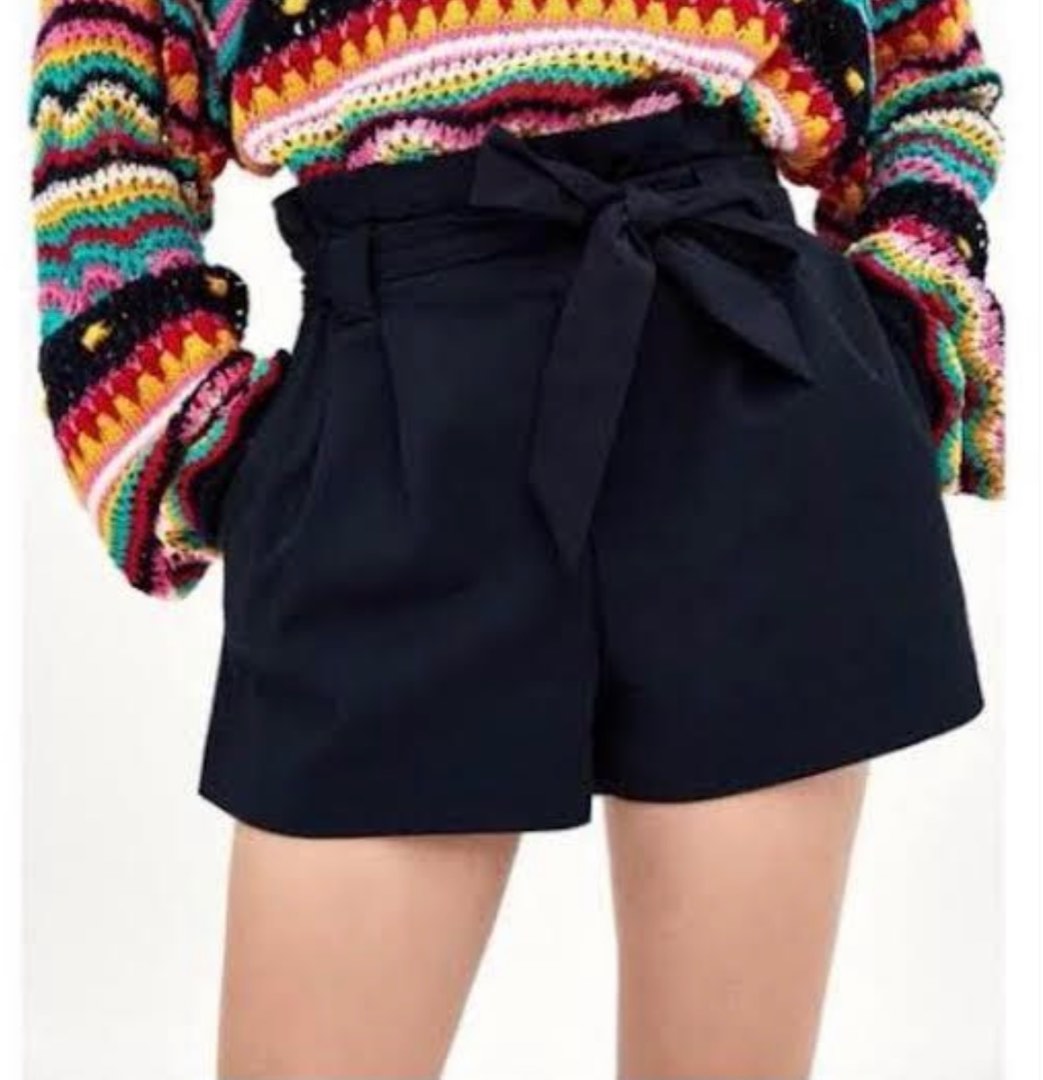 Zara navy blue paperbag short, Women's Fashion, Bottoms, Shorts on ...