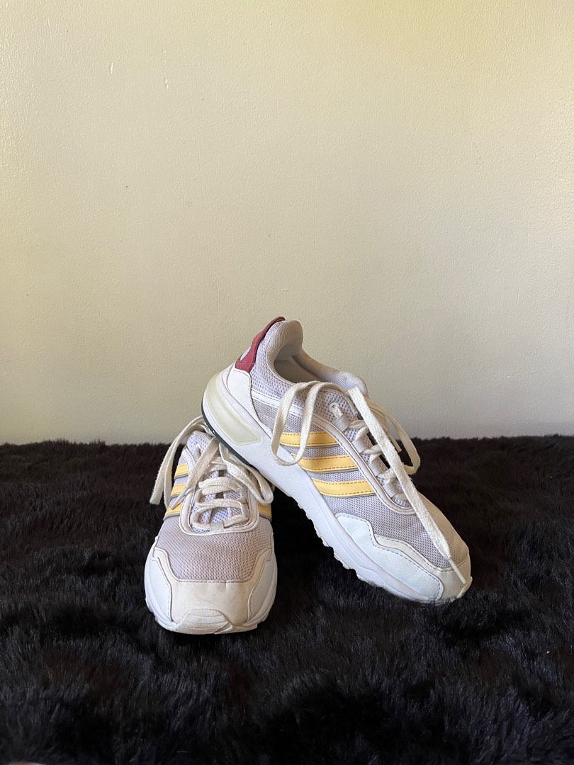 ADIDAS cloud foam rubber shoes, Women's Fashion, Footwear, Sneakers on ...