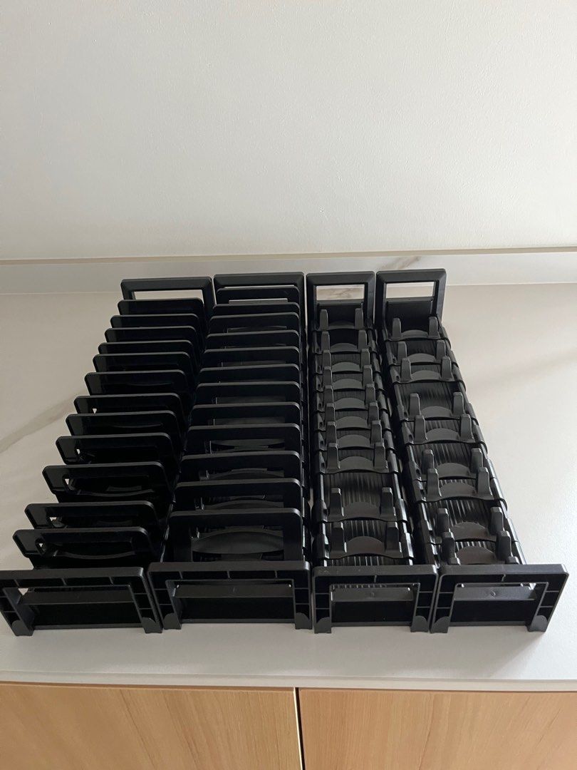 Adjustable plate and bowl organising rack, Furniture & Home Living ...