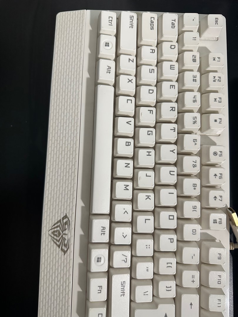 Aula white wired mechanical keyboard, Computers & Tech, Parts ...