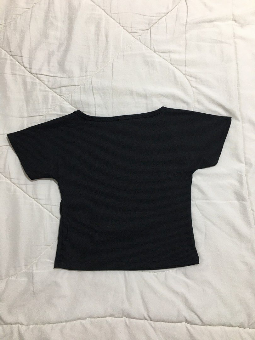 Black Backless Top, Women's Fashion, Tops, Blouses on Carousell