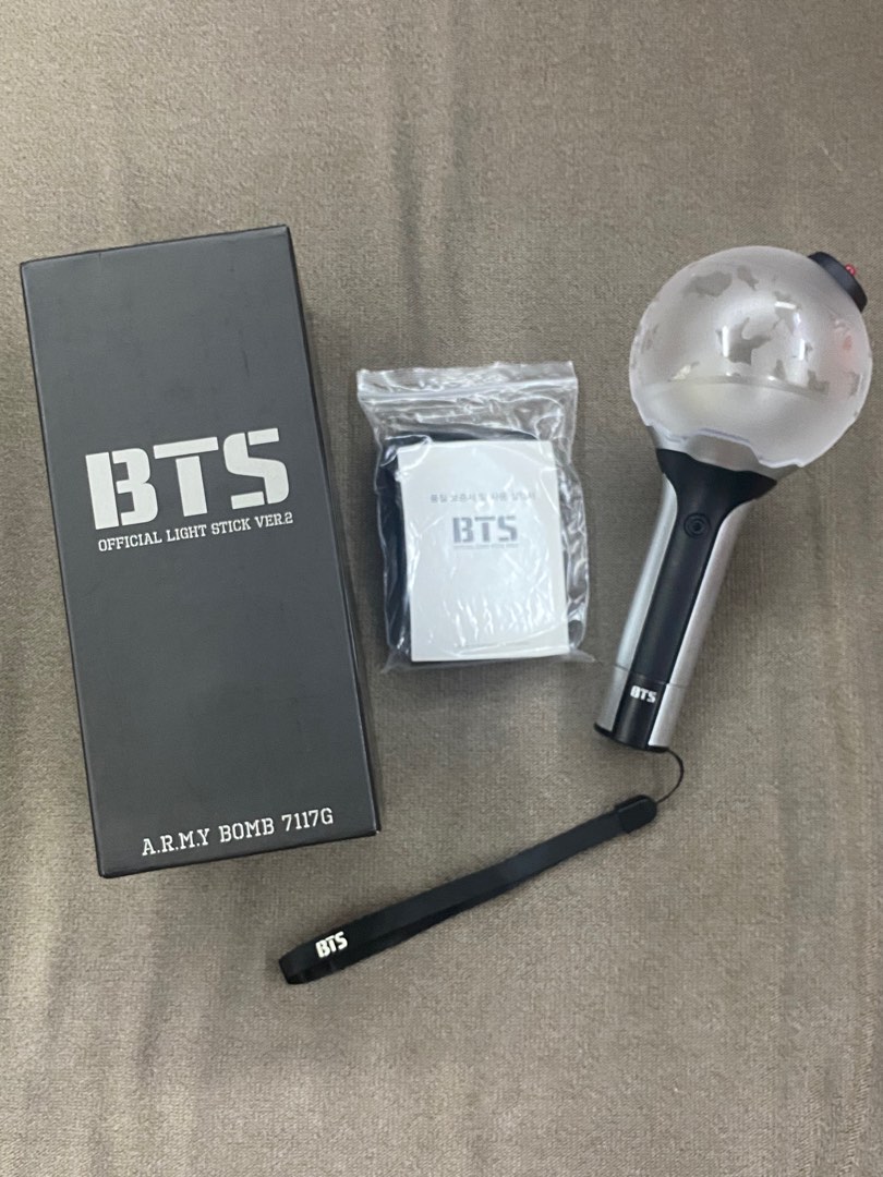 BTS Unsealed Army Bomb Version 2, Hobbies & Toys, Memorabilia ...