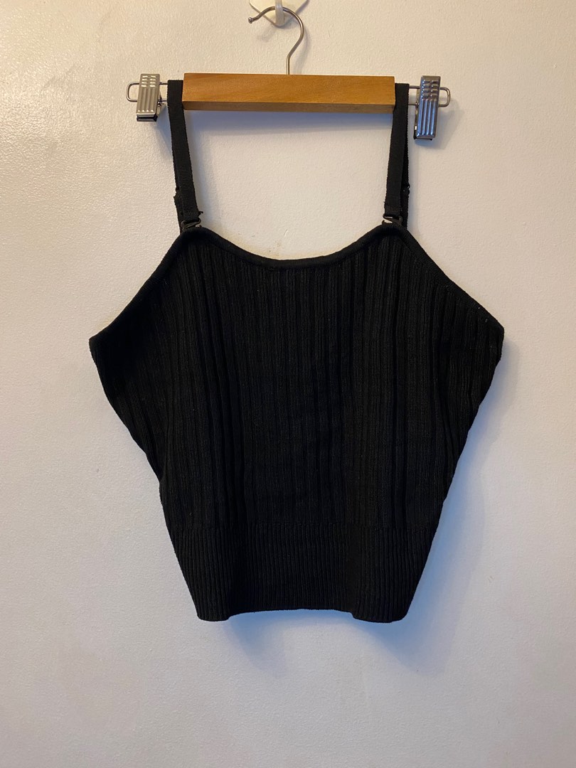 Cache Cache Knit Crop, Women's Fashion, Tops, Others Tops on Carousell