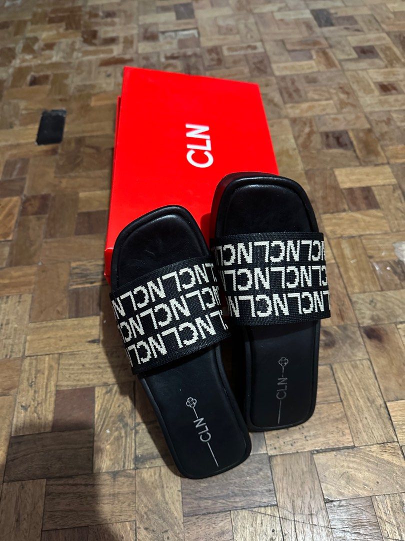 CLN Wedge Slide Sandals, Women's Fashion, Footwear, Flats & Sandals on Carousell