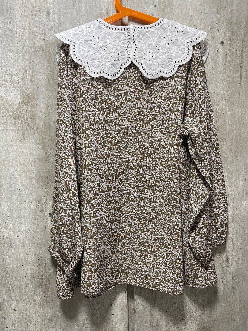 Cloud9 Studio Floral Blouse with Peterpan Collar, Women's Fashion, Tops ...