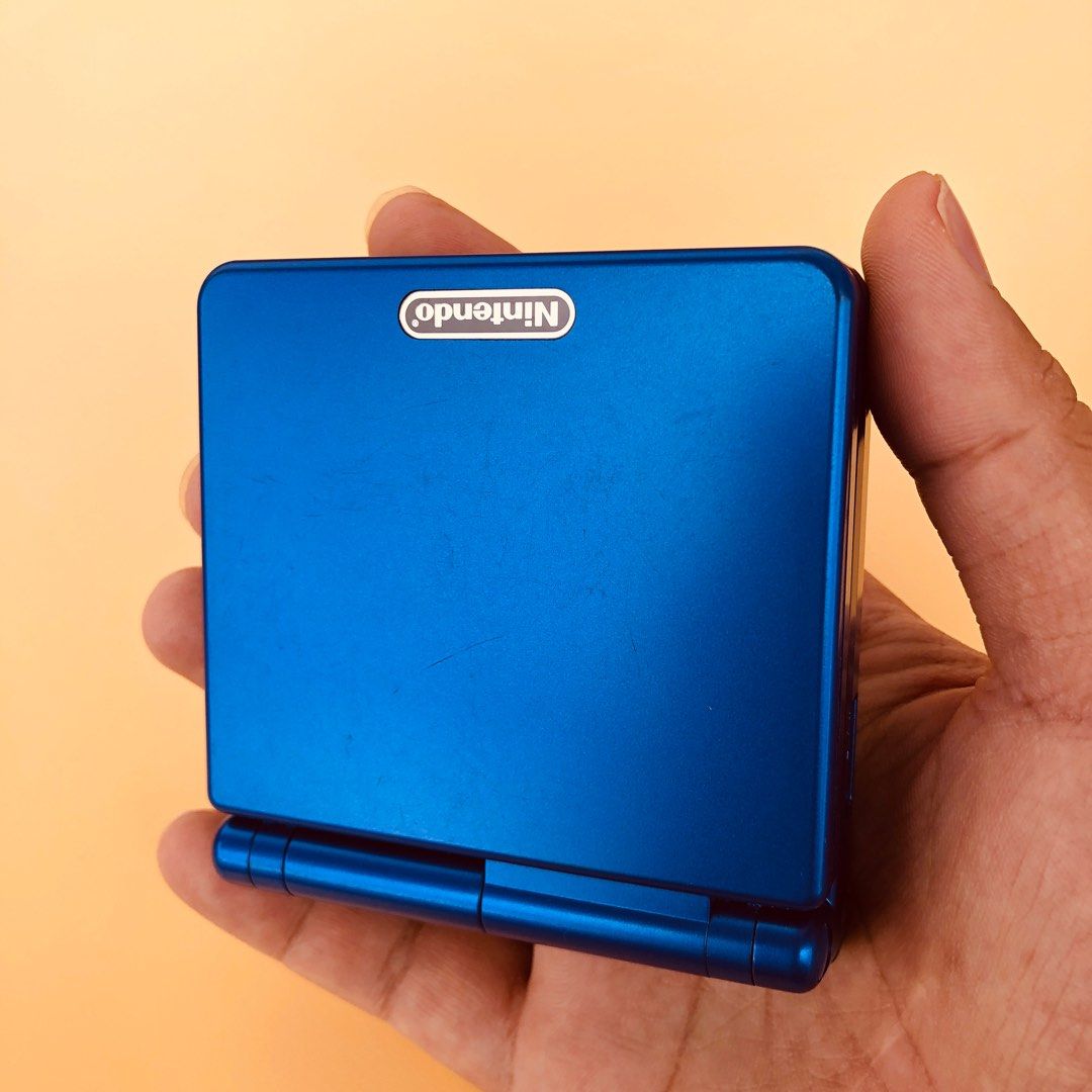 Complete Gameboy Advance SP With Box, Video Gaming, Video Game Consoles ...