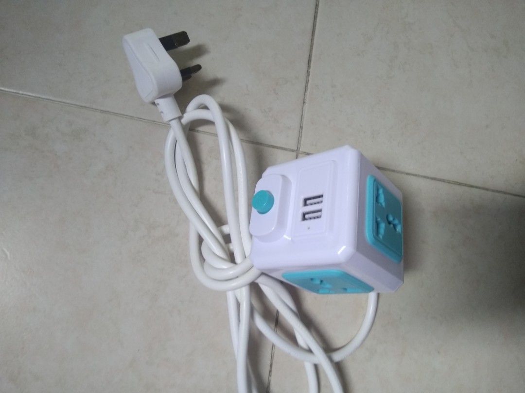 Cubic Power Cord Adapter Strip with 4 Sockets & 2 USB Ports, TV & Home ...