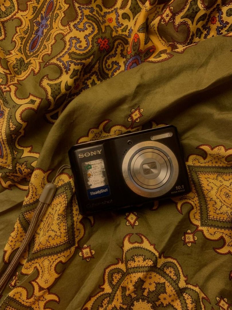 DIGICAM DIGI CAM DIGITAL CAMERA SONY, Photography, Cameras on Carousell