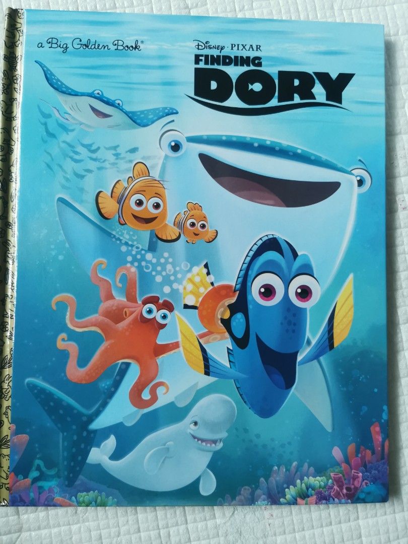 Disney PIXAR- Finding Dory book, 興趣及遊戲, 書本 & 文具, 小朋友書 - Carousell