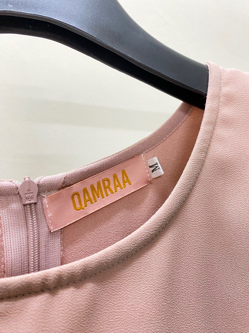 Dress Qamraa Elsa Premiere Rosegold, Women's Fashion, Muslimah Fashion ...