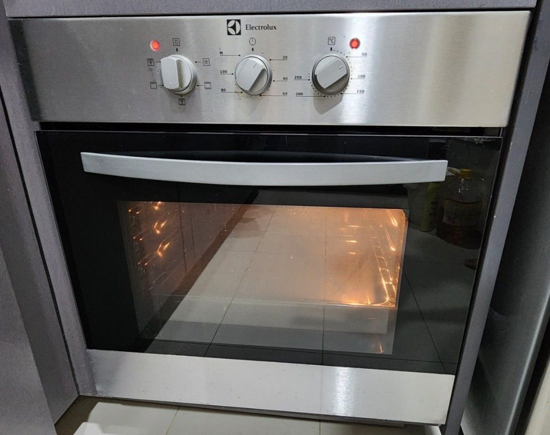 Electrolux Built-in Oven (56L), TV & Home Appliances, Kitchen Appliances, Ovens & Toasters on ...