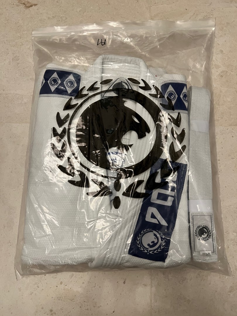 Evolve MMA Competition Team Full Gi set A1 size, Sports Equipment ...