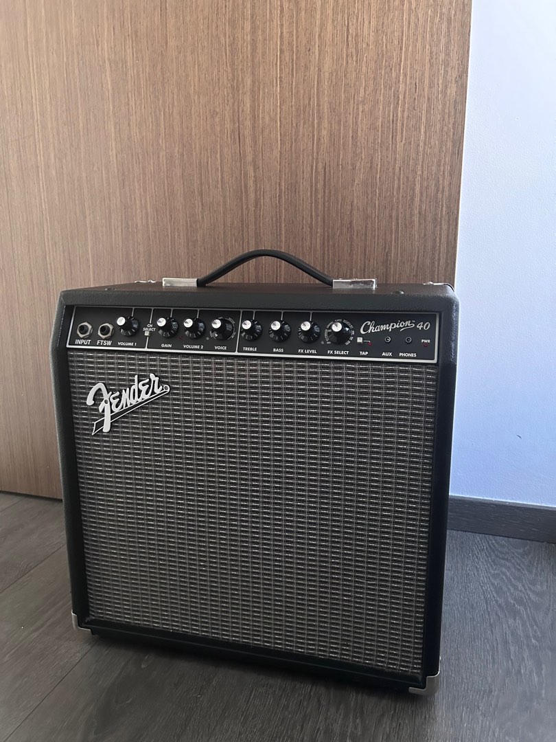 Fender Champion 40 Guitar Amp, Hobbies & Toys, Music & Media, Musical ...