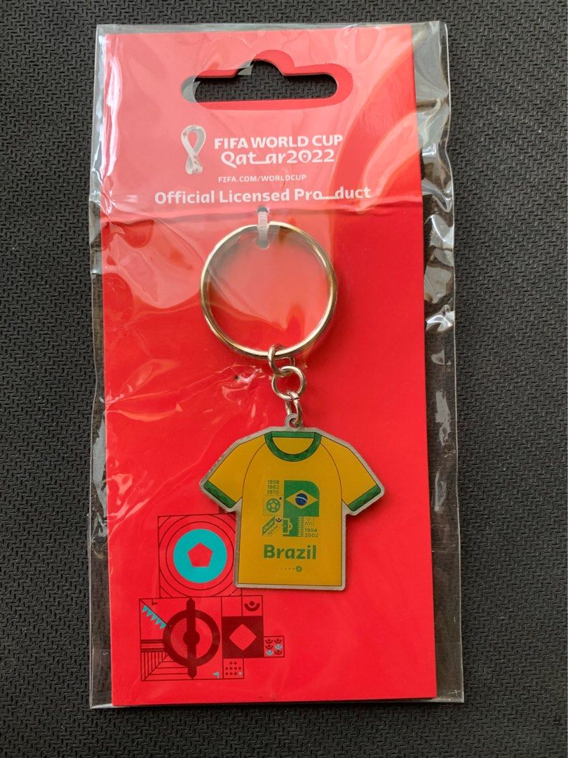 FIFA WORLD CUP QATAR 2022 OFFICIAL KEYCHAIN, Hobbies & Toys ...