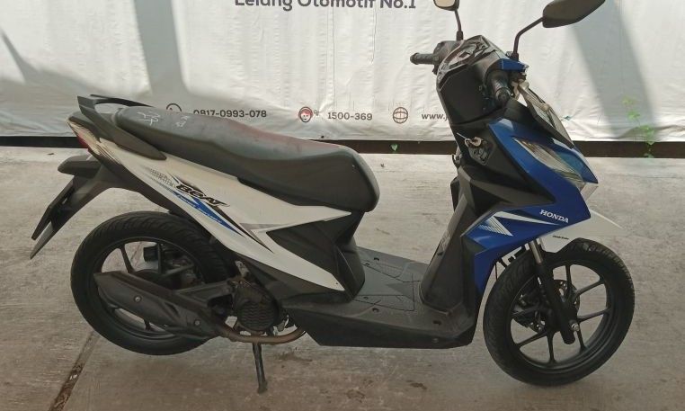 HONDA BEAT eSP FI CW Tahun : 2021, Motor di Carousell
