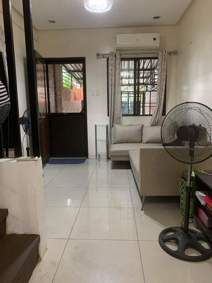 HOUSE and LOT for SALE in Jem 7, Mindanao Ave, Quezon City, Property ...
