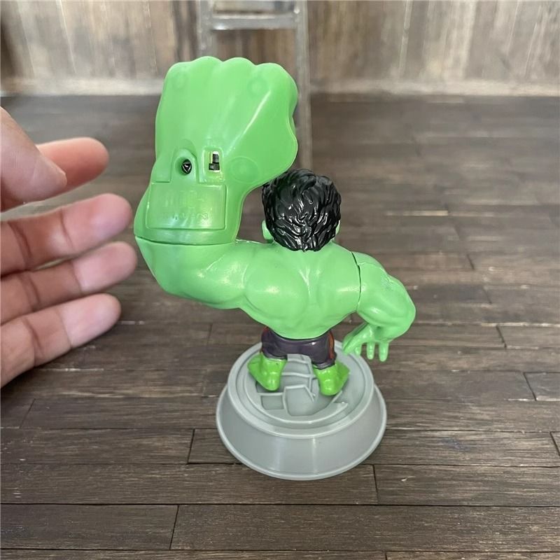Hulk Cake Topper / Figurine, Hobbies & Toys, Memorabilia & Collectibles ...
