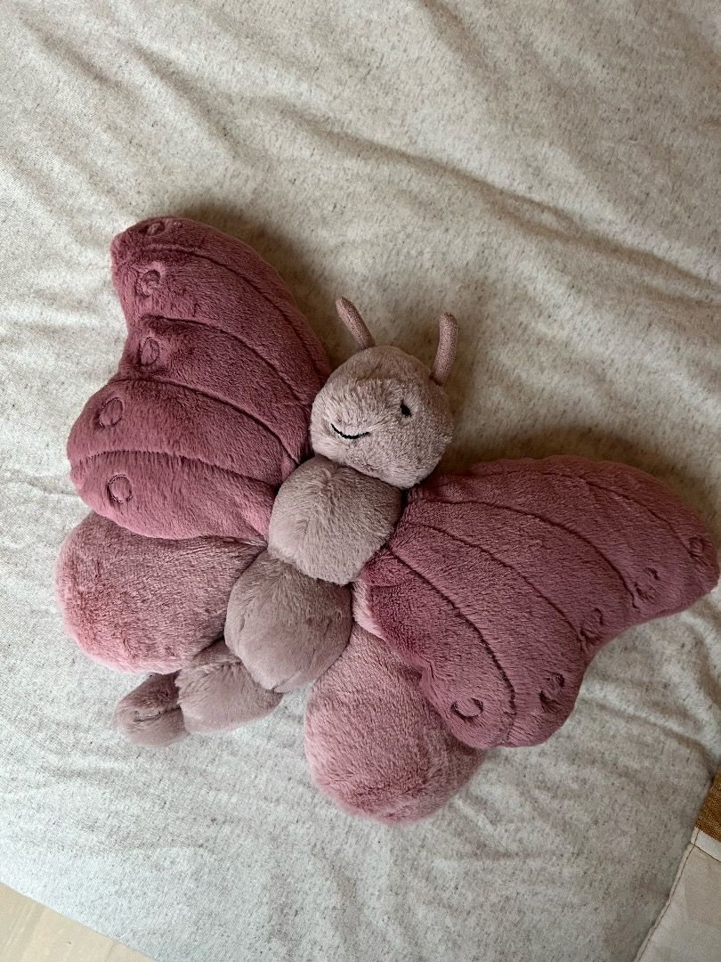 Jellycat butterfly, Hobbies & Toys, Toys & Games on Carousell
