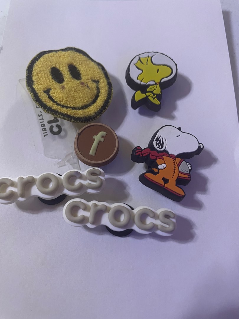 Jibbitz Set of 6pcs, Women's Fashion, Footwear, Slippers and slides on ...