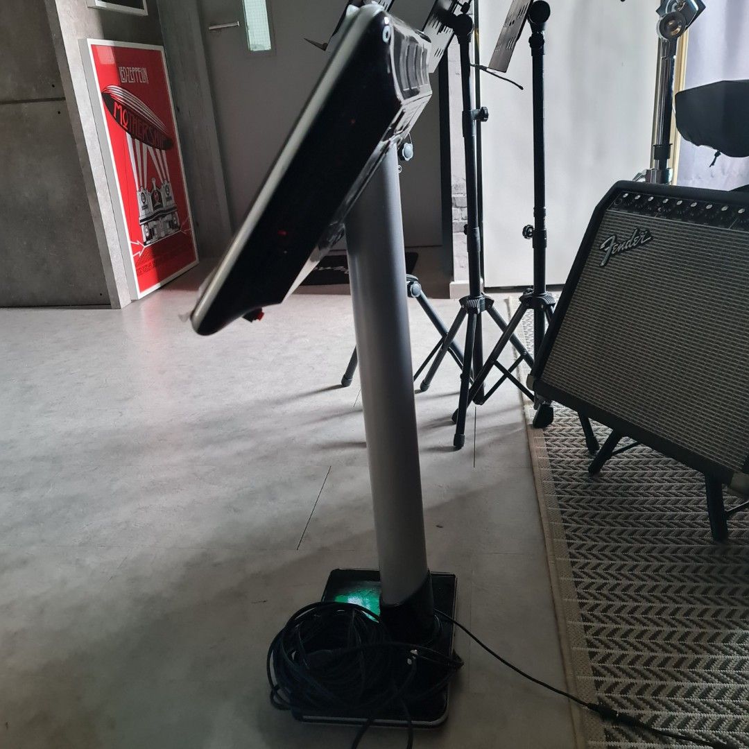 Karaoke System. Stand up screen only, Audio, Soundbars, Speakers ...