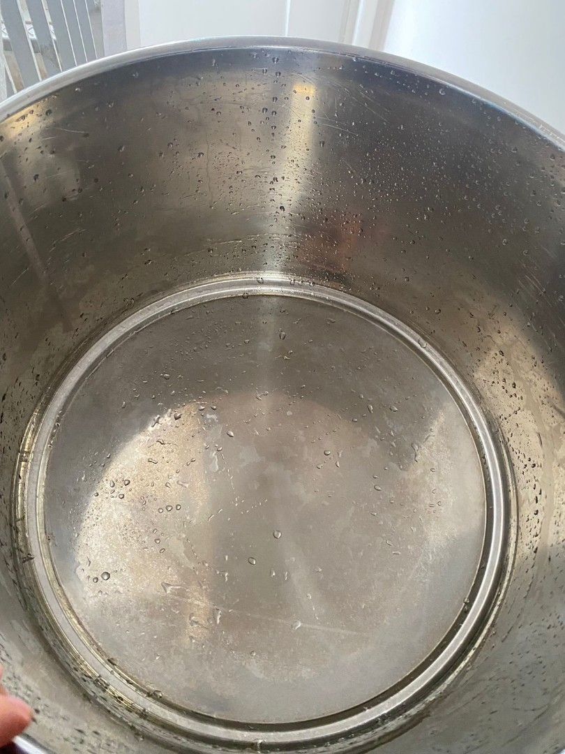 Large aluminum cooking pot, TV & Home Appliances, Kitchen Appliances ...