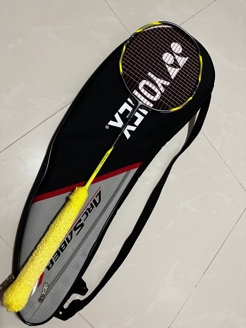 Yonex Arcsaber 7pro - yonex li Ning victor, Sports Equipment, Sports ...