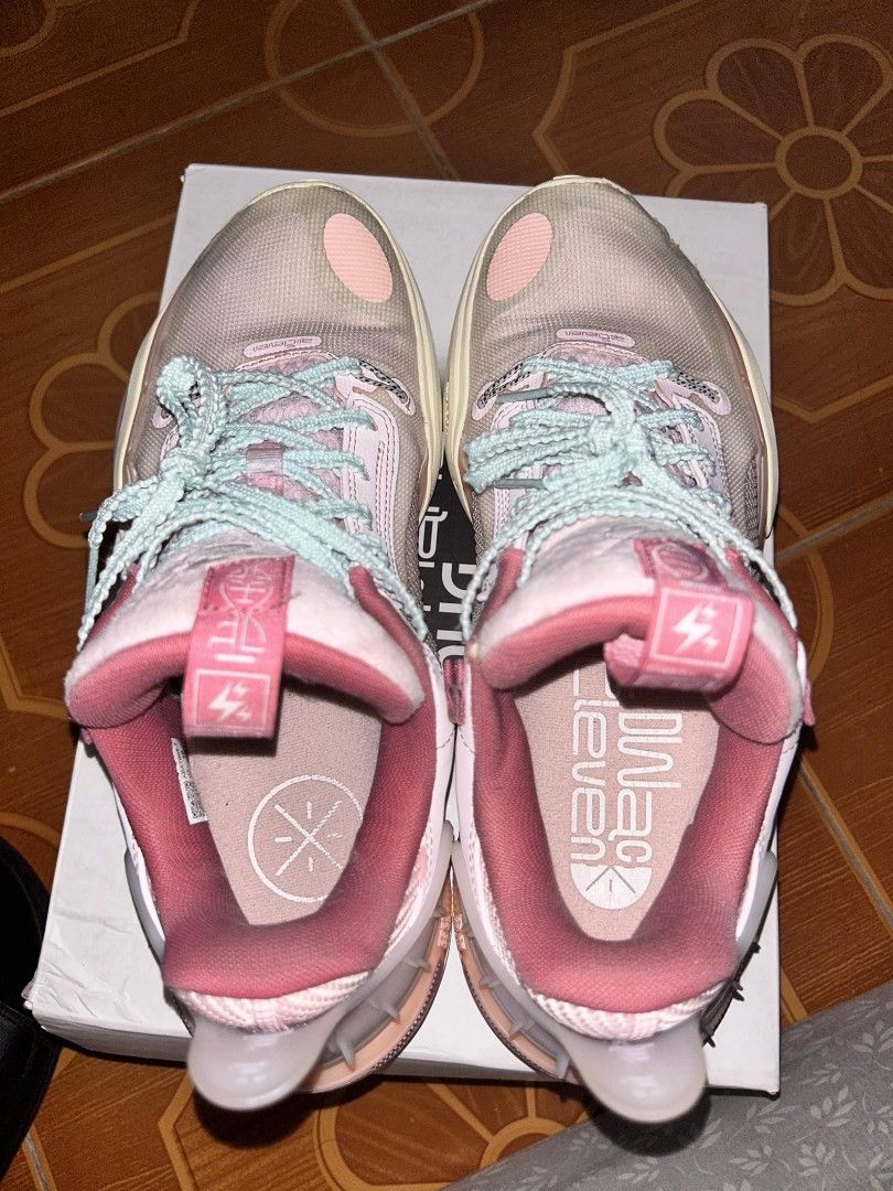 Lining All City 11 Year of the Rabbit, Men's Fashion, Footwear ...