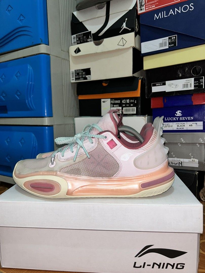 Lining All City 11 Year of the Rabbit, Men's Fashion, Footwear ...