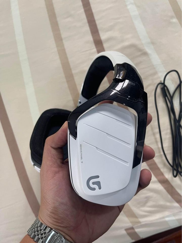 Logitech G933 Artemis Spectrum Wireless Gaming Headset, Audio ...