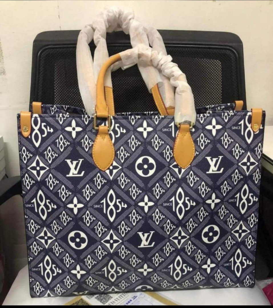LOUIS VUITTON big compartment shoulder bag, Luxury, Bags & Wallets on ...
