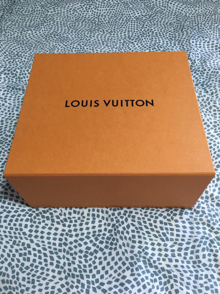 Louis Vuitton Box, Announcements on Carousell
